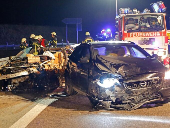 85-Jähriger Geisterfahrer verursacht Unfall mit zwei Toten