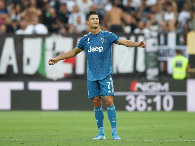 Juventus Turin eröffnet Saison mit Auswärtssieg