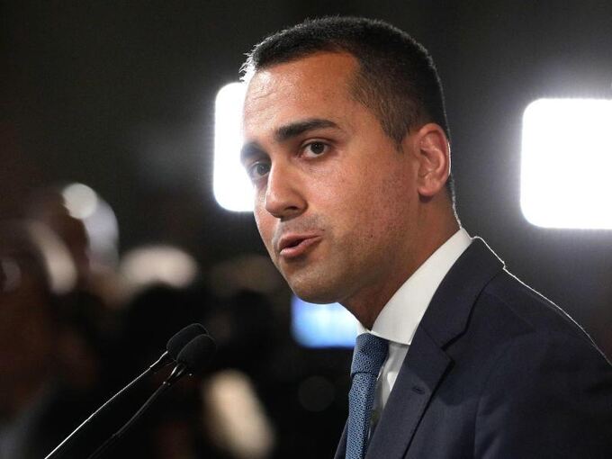 Ärger bei Regierungsbildung in Italien: Sterne-Chef droht