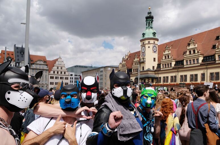 CSD-Paraden in Metropolen: Priester in München dabei