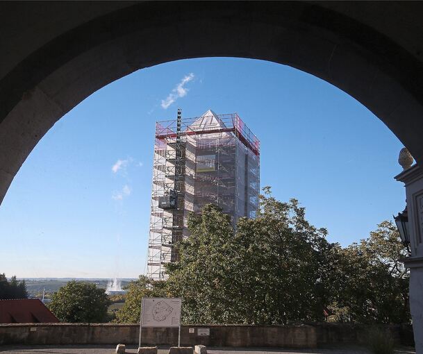 Die Sanierung von Schloss Liebenstein startet mit dem Bergfried