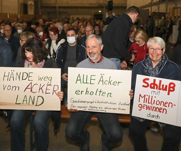 In Großbottwar stellt sich der ganze Saal gegen die Deponiepläne