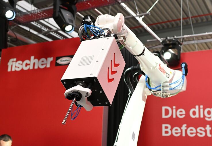 Dübel-Spezialist Fischer schickt Roboter auf die Baustelle