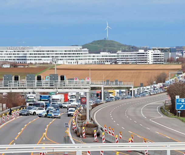 Engelbergtunnel-Sperrung beschert Feuerwehr einsatzreiche Stunden