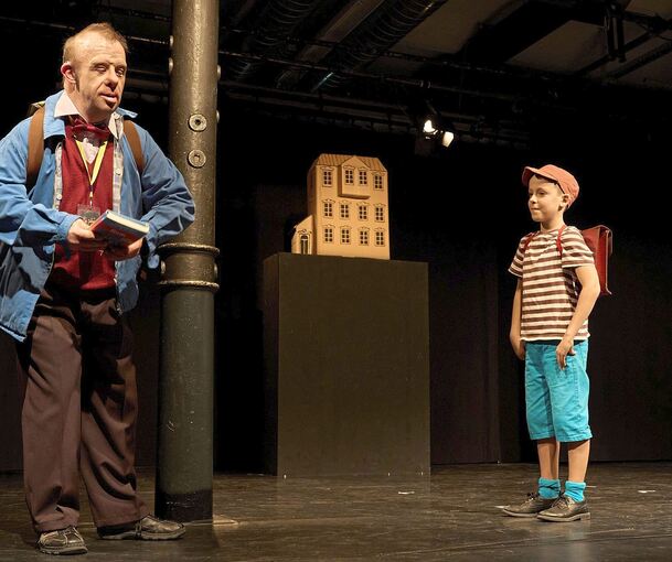 Theater Inklusiv überzeugt mit Stück nach Roman von Peter Härtling