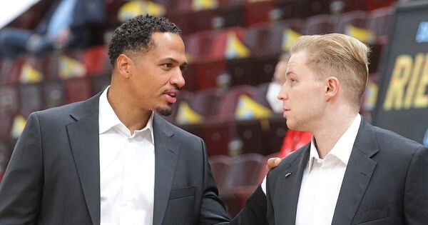 David Pavlakovich über MHP-Riesen: „Dieses Team kann die Meisterschaft ...