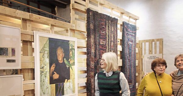 Stelzig-Ausstellung lockt 2000 Besucher an