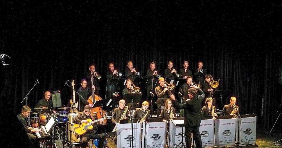 Zwei Big Bands im musikalischen Duell für den guten Zweck
