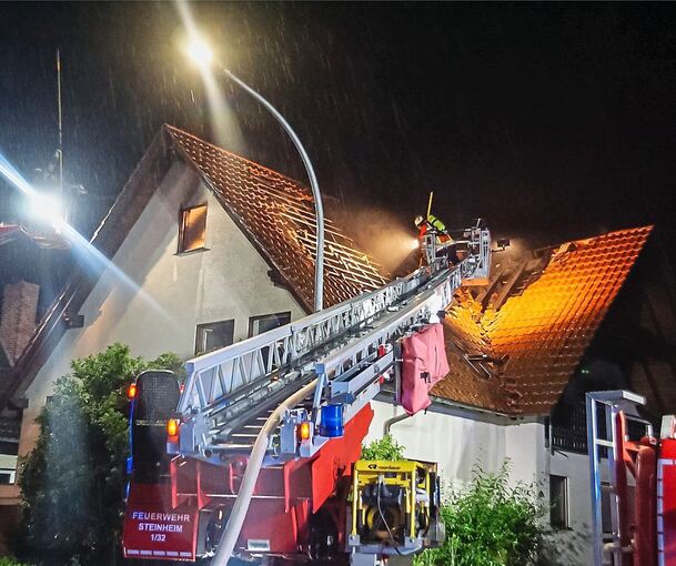 Haus in Steinheim ist nach Blitzeinschlag nicht mehr bewohnbar