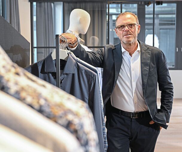 Kein Plastik mehr: Olymp setzt auf nachhaltige Hemden