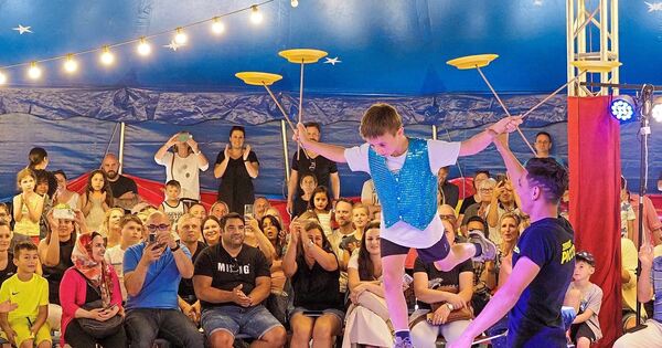 „Alte Dame“ Osterholzschule feiert 75. Geburtstag