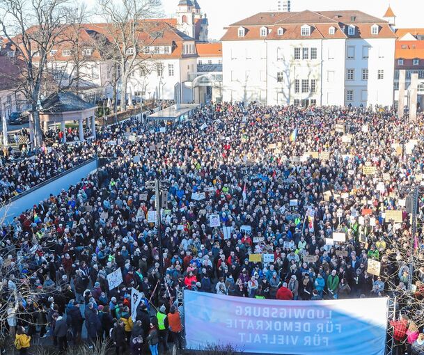 7000 Menschen demonstrieren in Ludwigsburg gegen rechts