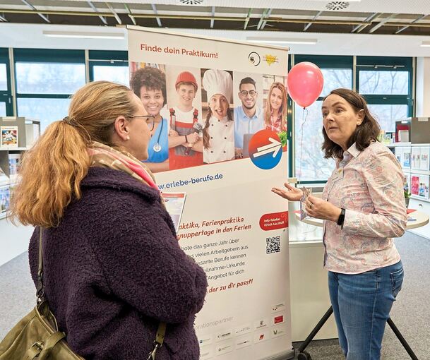 Bewerbung, Berufsbilder, Praktika, Kontakte zu Arbeitgebern: Eltern ...