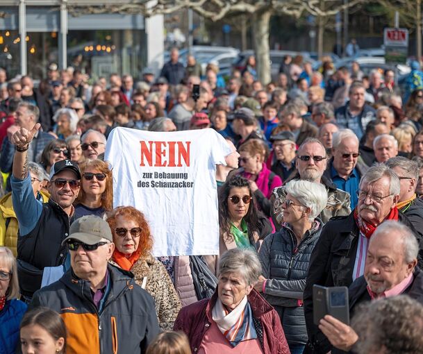 Weitere Demo gegen die Lea und Lob für späte Einsicht von OB Knecht