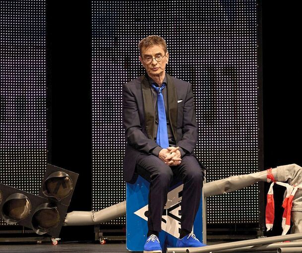 Kabarettist Mathias Richling zeigt Rollenwechsel im Schnelldurchlauf