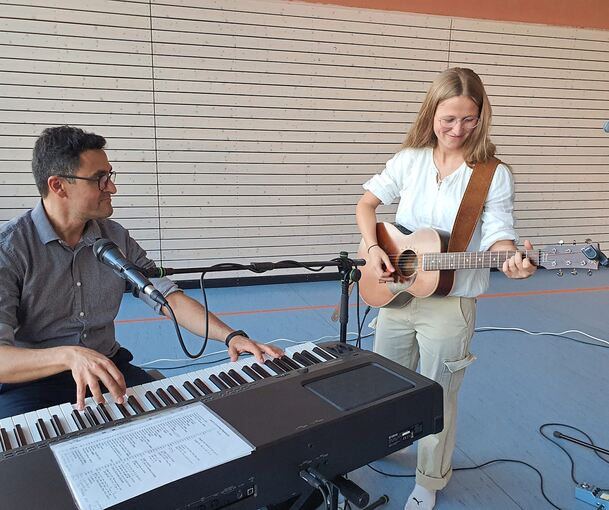 Duo liefert musikalischen Stilmix