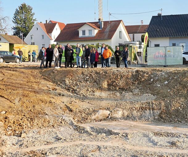 Baustart für neues Feuerwehrhaus in Erdmannhausen