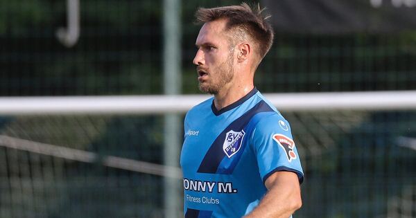 Tim Reich, künftig FSV 08 Bietigheim-Bissingen II, tippt die lokalen ...