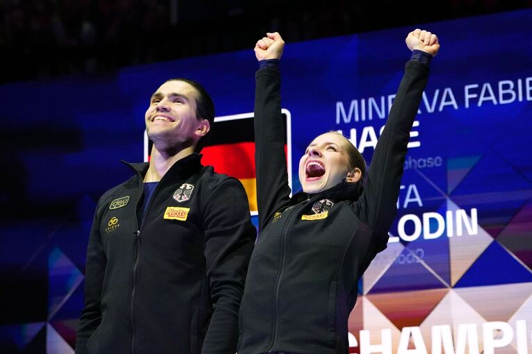 Paarlauf-Duo Hase/Volodin gewinnt erstmals WM-Gold